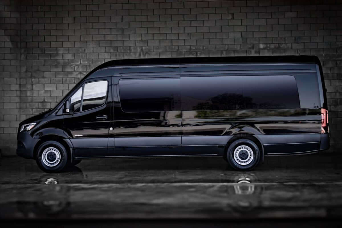 Mercedes VIP 11 Passenger Van – California Rent A Car